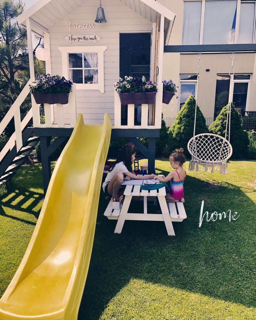 24 Outdoor Playhouse Ideas: Creating A Stunning Backyard Playground