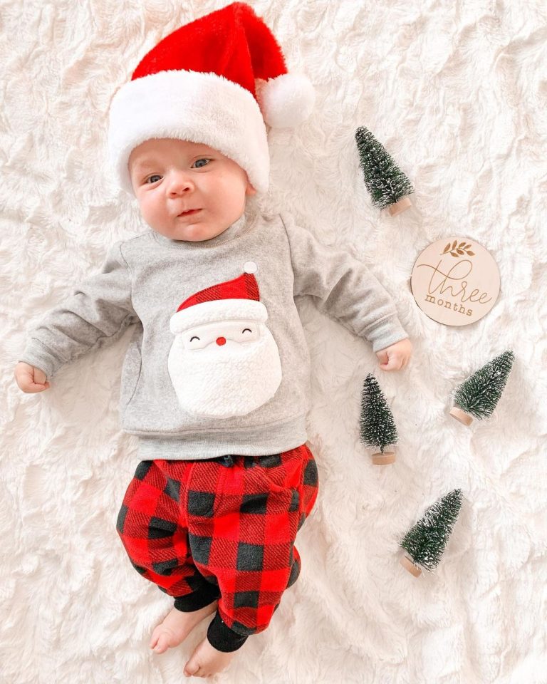 32 Cute Baby First Christmas Outfit Ideas For 2025