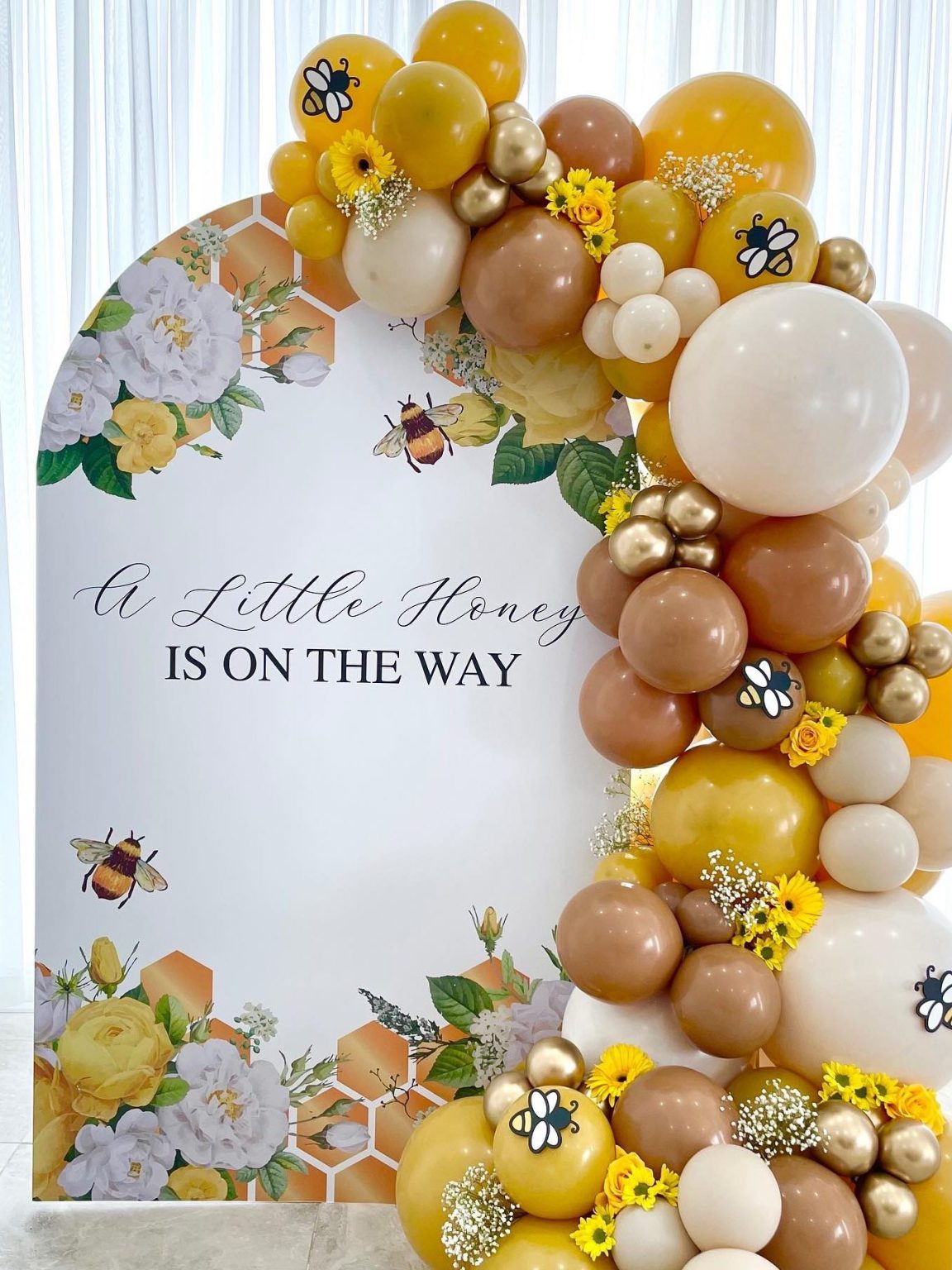 25 Honey Bee Baby Shower Theme Ideas (2025)