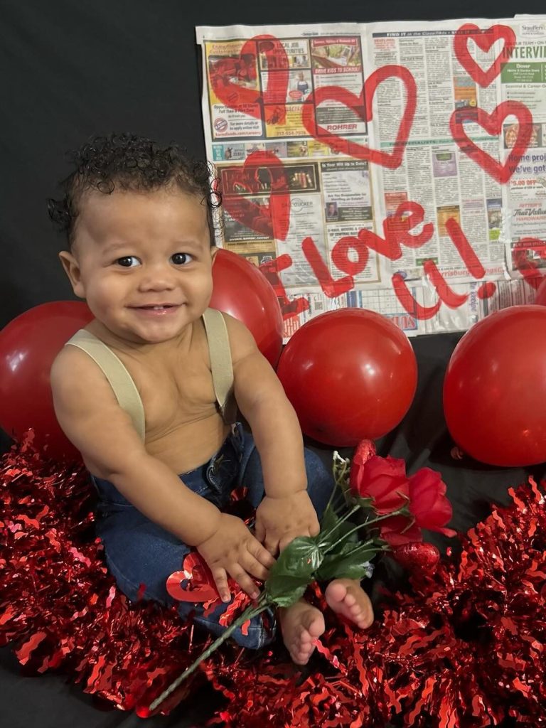 25 Adorable Valentine's Day Baby Photo Ideas (2025)